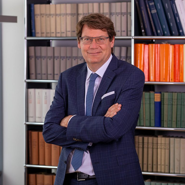 Infrastrukturrecht | Rey Läuffer Hofstetter Rechtsanwälte